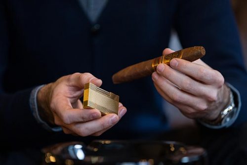 How To Light a Cigar: A Comprehensive Guide - He Spoke Style