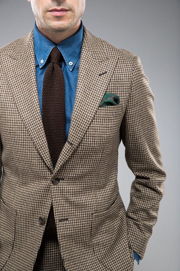 The Peak Lapel: Suit Lapel Styles Explained - He Spoke Style