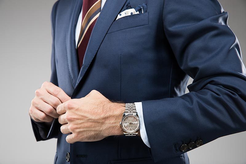 Notch Lapel: Suit Lapel Styles Explained - He Spoke Style