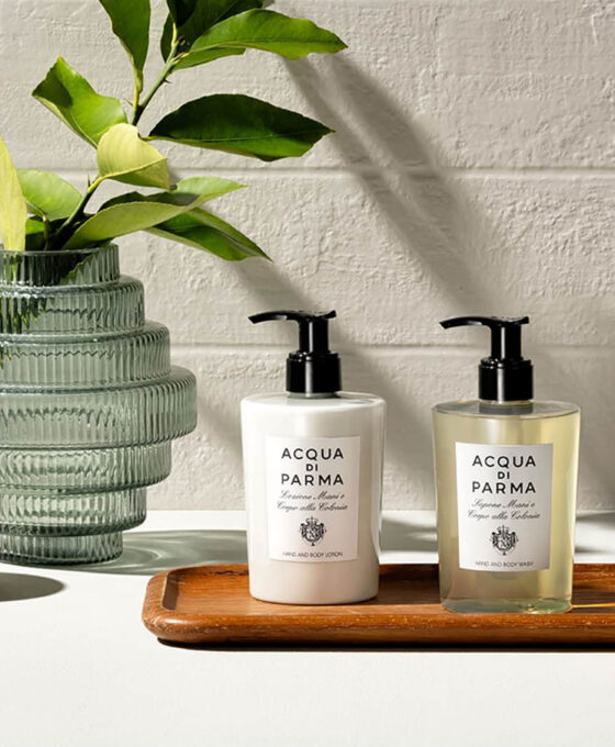 How To Wear an Ascot - Ascots and Silk Scarves - He Spoke Style