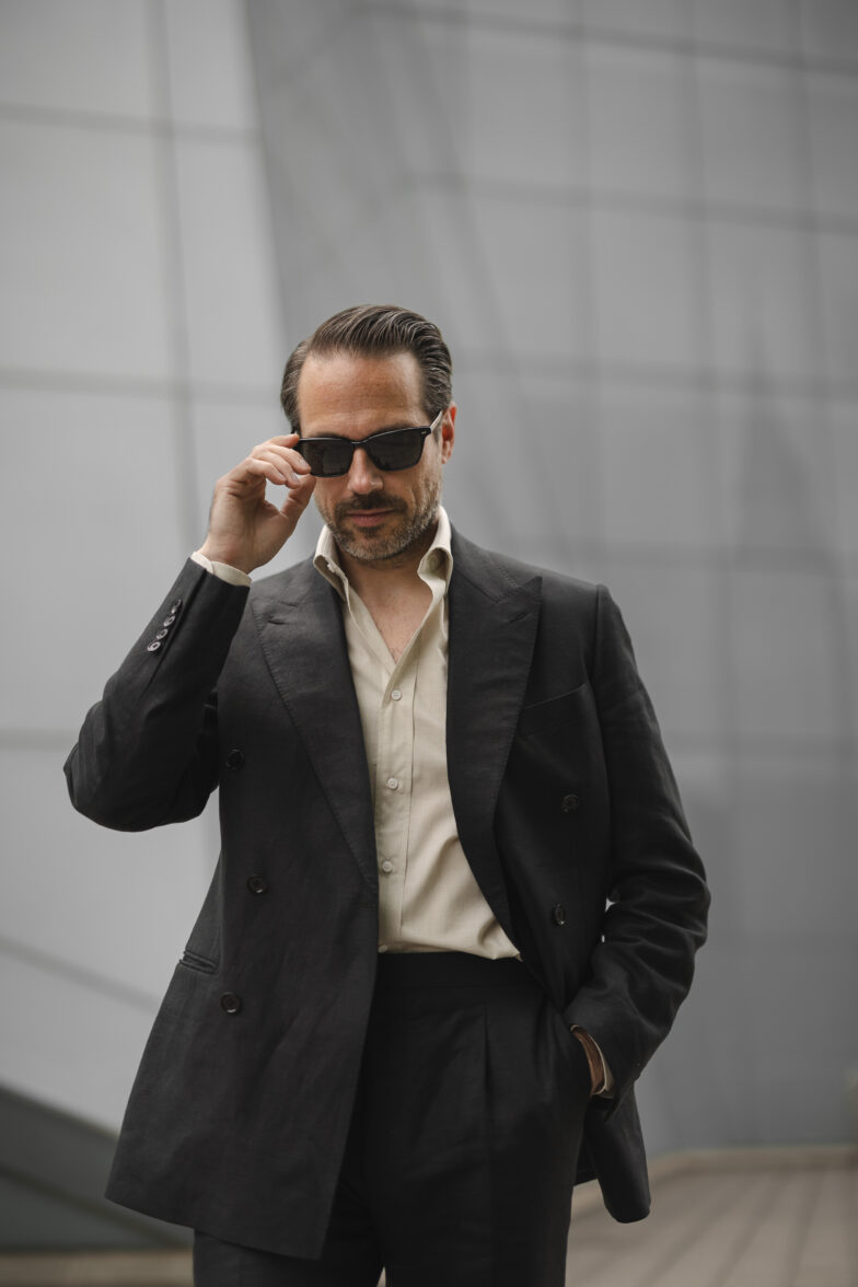 The Men’s Linen Suit in Black Linen | He Spoke Style