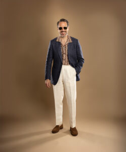 Retro Style Blue Blazer Summer Outfit Idea | He Spoke Style